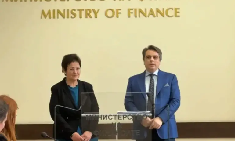 Предаване на поста министър на финансите от Асен Василев на Людмила Петкова 09 04 20204 г ᐉ